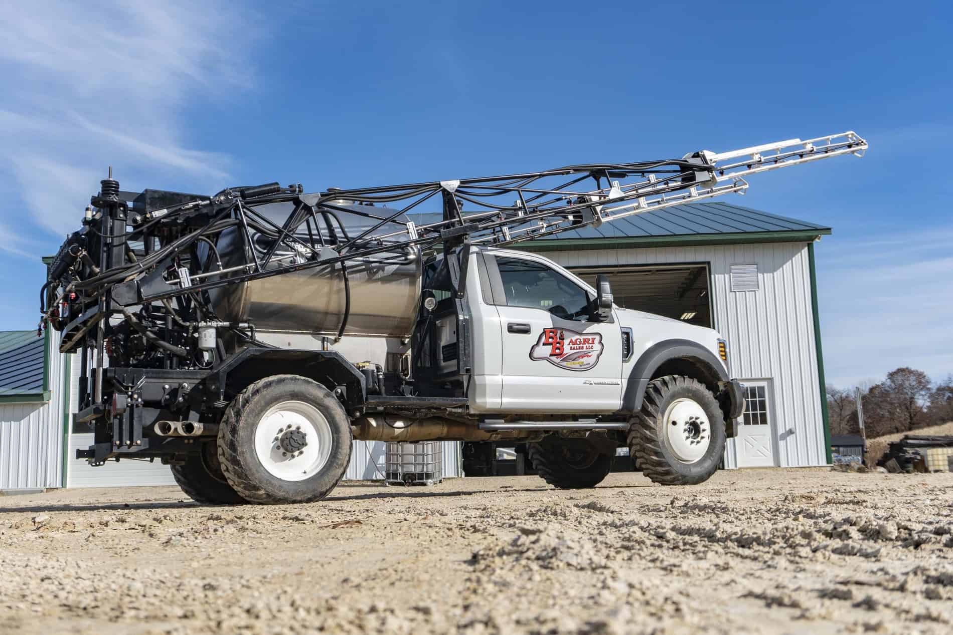Field Commander 500 Sprayer Truck B&B Agri Sales in Dodge, WI